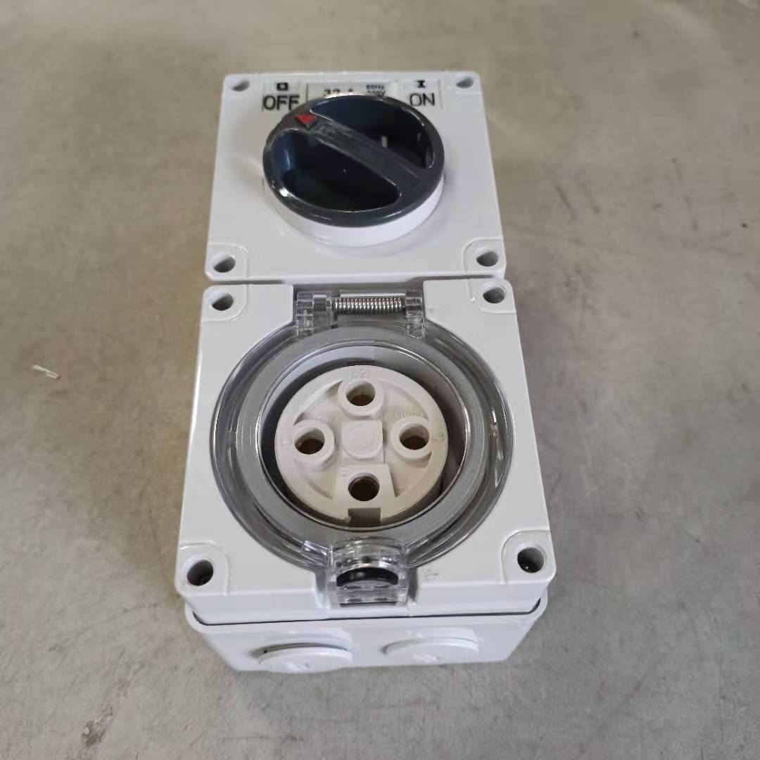 L & Lee international limited